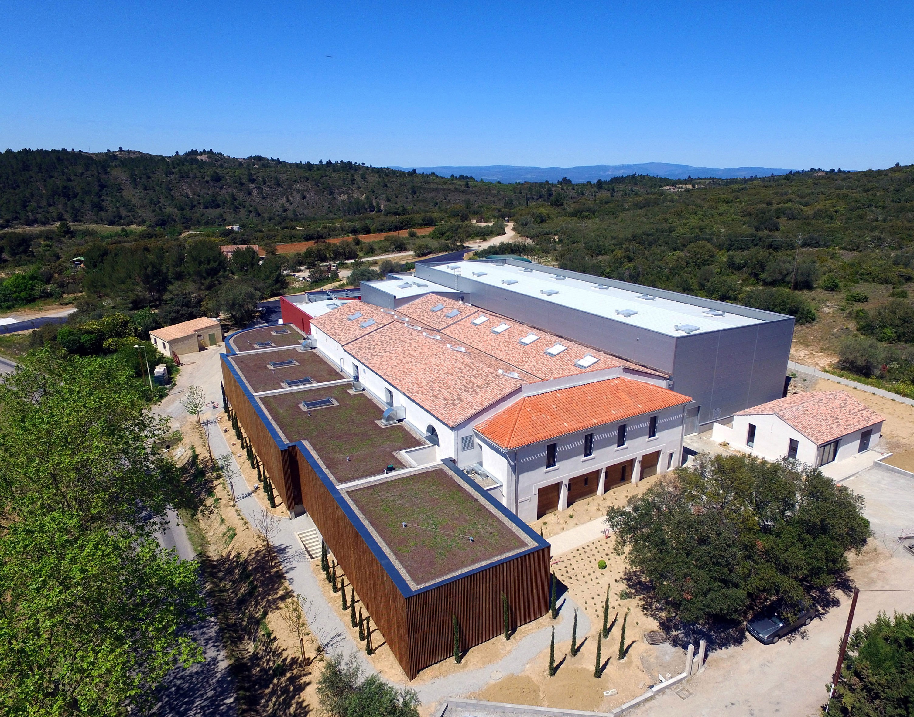 Professionals | Les Jamelles